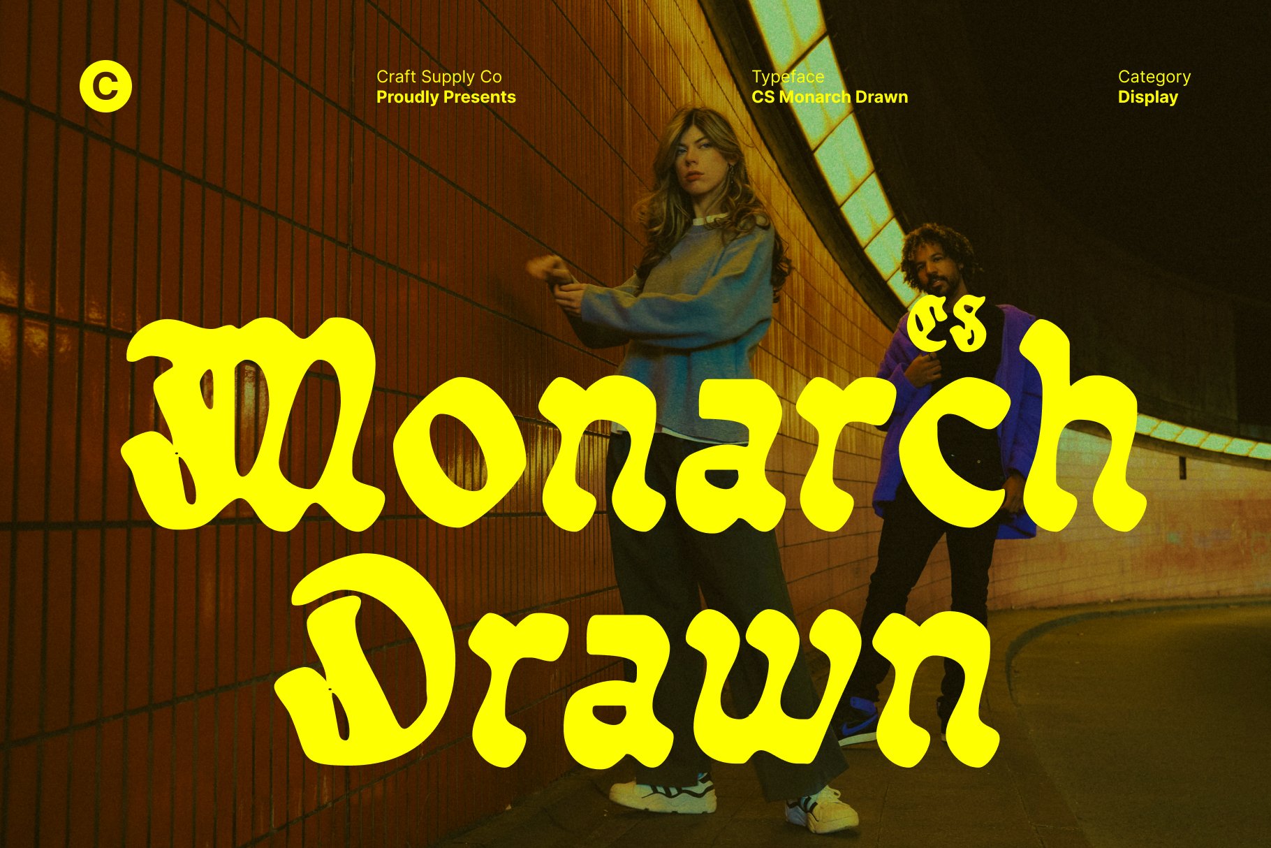 CS Monarch Drawn – Modern Blackletter Display Font